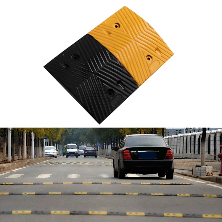 Trapezoidal Two-in-one Herringbone Rubber Speed Bump, Size: 50x35x5cm ...