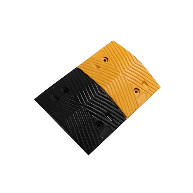 Trapezoidal Two-in-one Herringbone Rubber Speed Bump, Size: 50x35x5cm ...